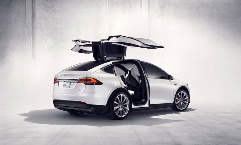 Tesla Model X le SUV d'Iron Man - Blog Esprit Design