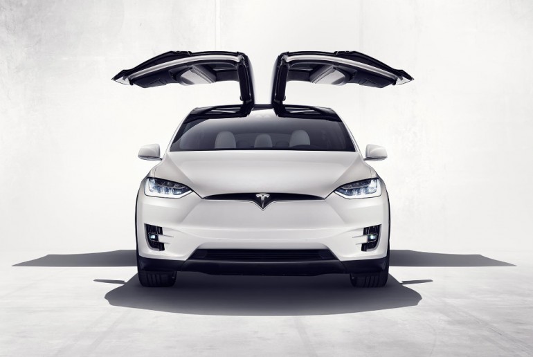 Tesla Model X le SUV d'Iron Man - Blog Esprit Design
