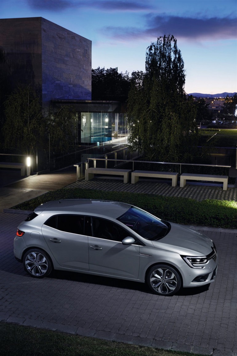 Renault MEGANE IV plus qu'une voiture - Blog Esprit Design