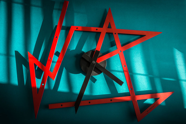 Horloge Time Maze par Daniel Libeskind pour Alessi