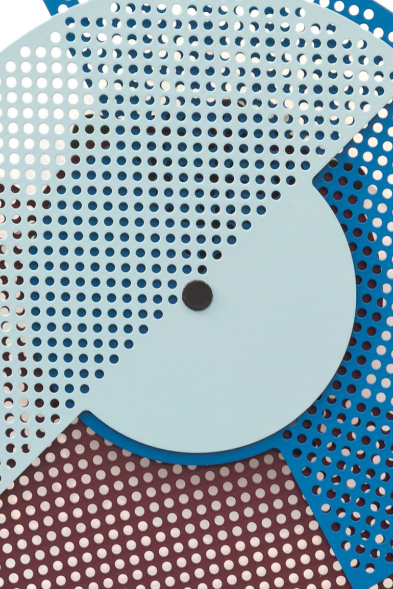 Graphic Time, la collection d'horloges abstraites du studio Raw Color ...