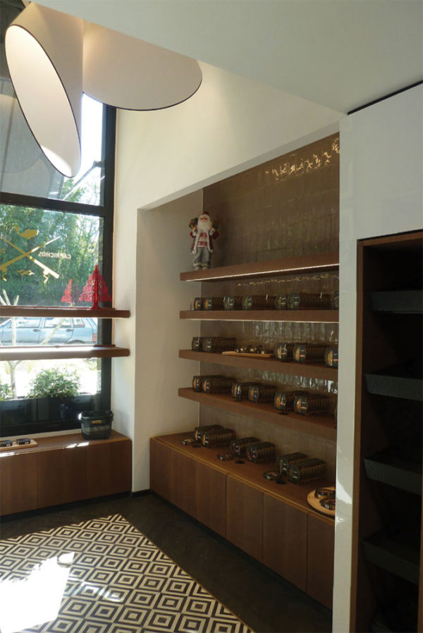 AMARES - Caprichos del mar par DumDum Design