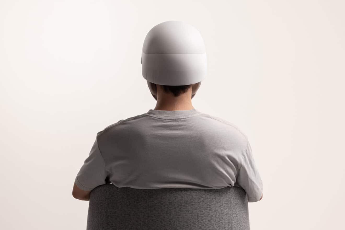 Luminate présente Lily, le casque conçu pour apaiser un des effets les ...