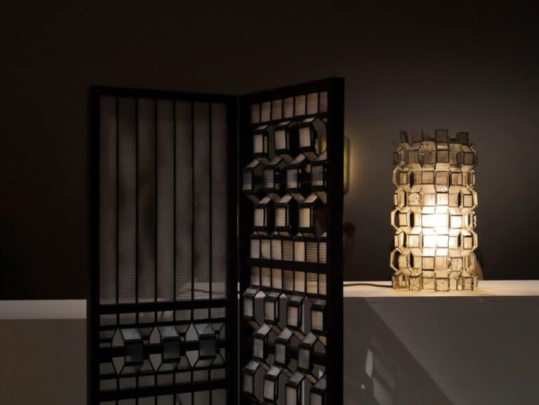 L’ombre du pli : un paravent sculptural qui réinvente la lumière - Blog ...