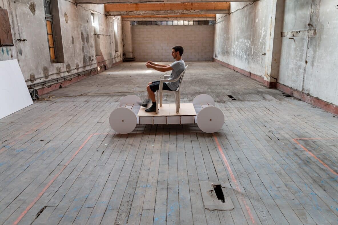 [board] : une base modulaire et sobre qui réinvente la mobilité ...