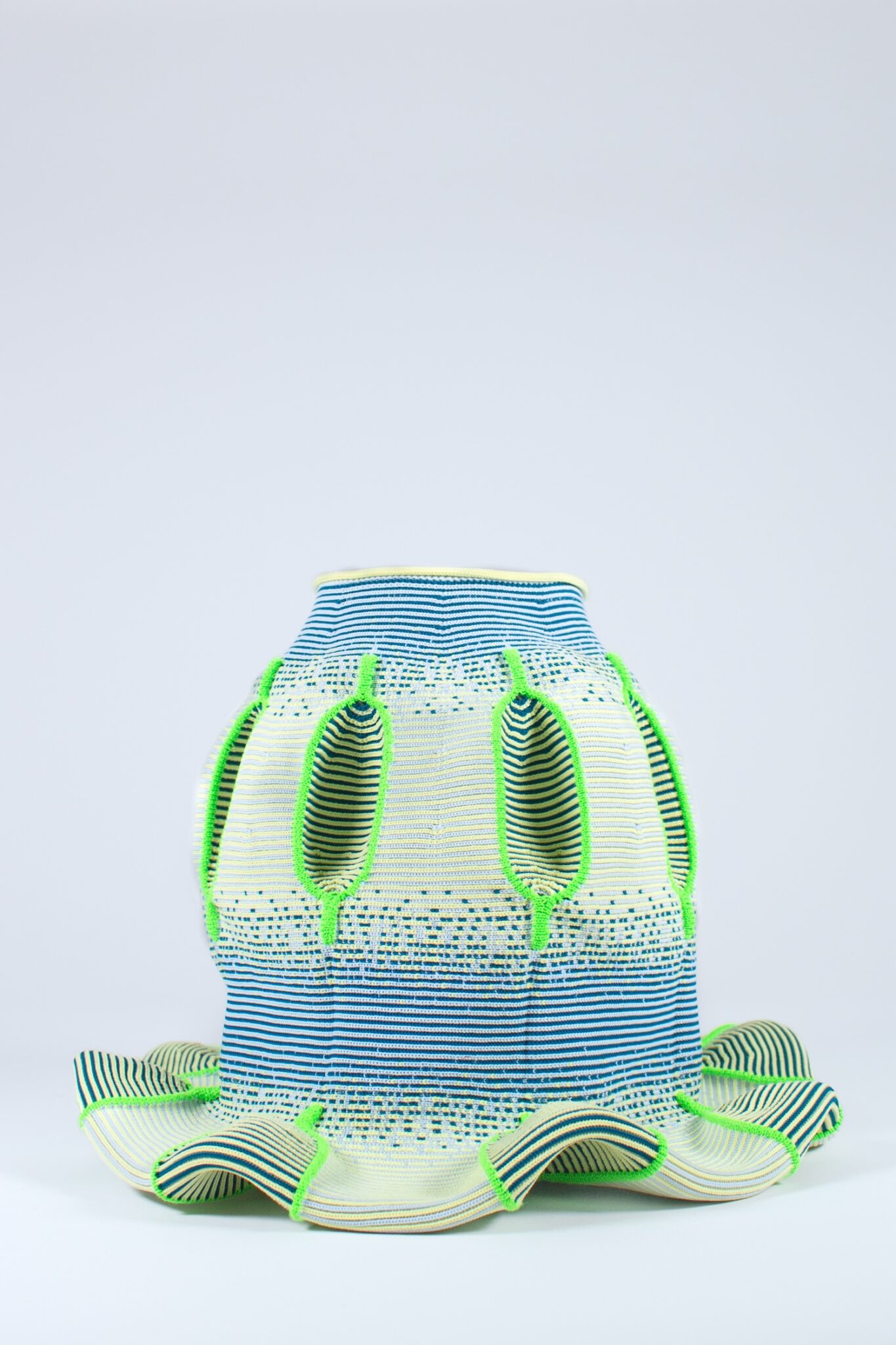 Design textile : formes souples et esprits libres par Gaspard Fleury ...
